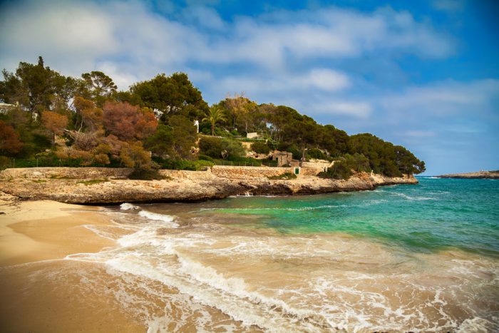 Exploring Mallorca’s beautiful Cala d’Or - Vintage Travel - Blog Blog