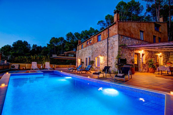 Casa del Turó: A pretty stone villa in the heart of Catalan countryside ...